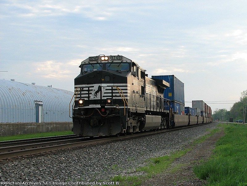 NS 9745 21V 7:59